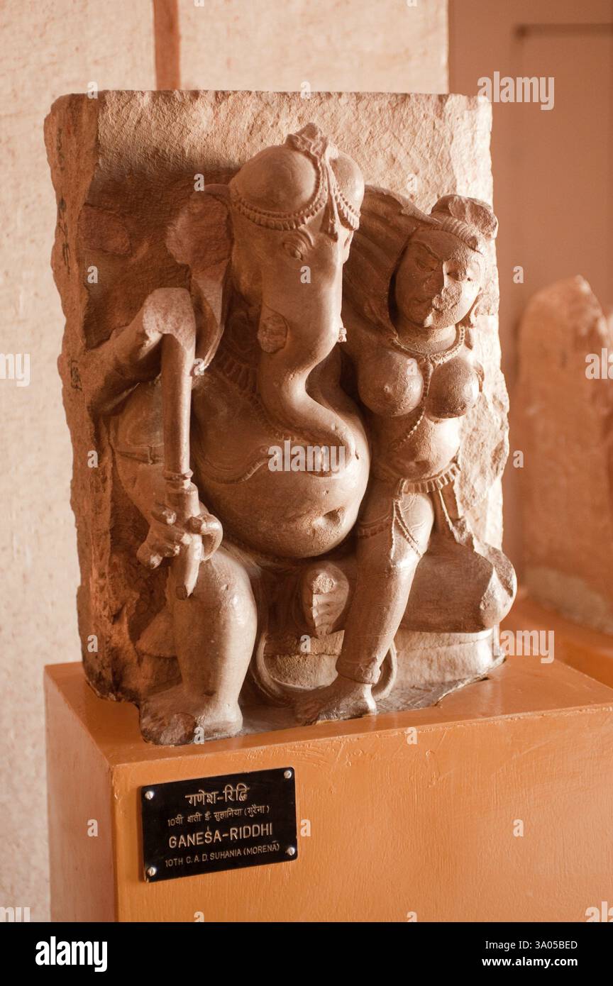 Statue of lord ganesh with riddhi in gujri mahal museum, Gwalior ...