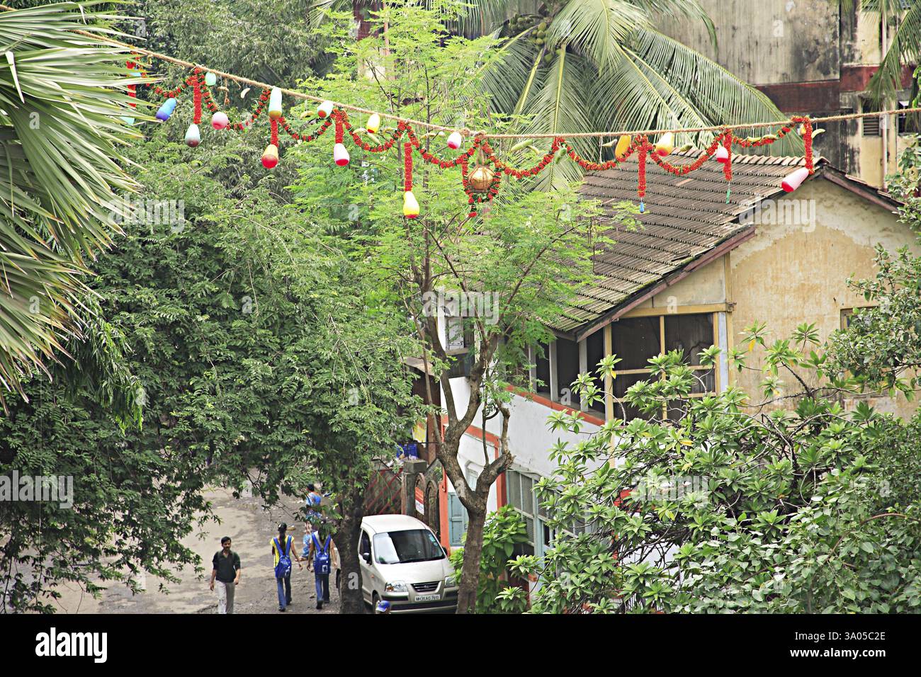 Celebration of festival dahi hundi govinda janmashtami, Charni road ...