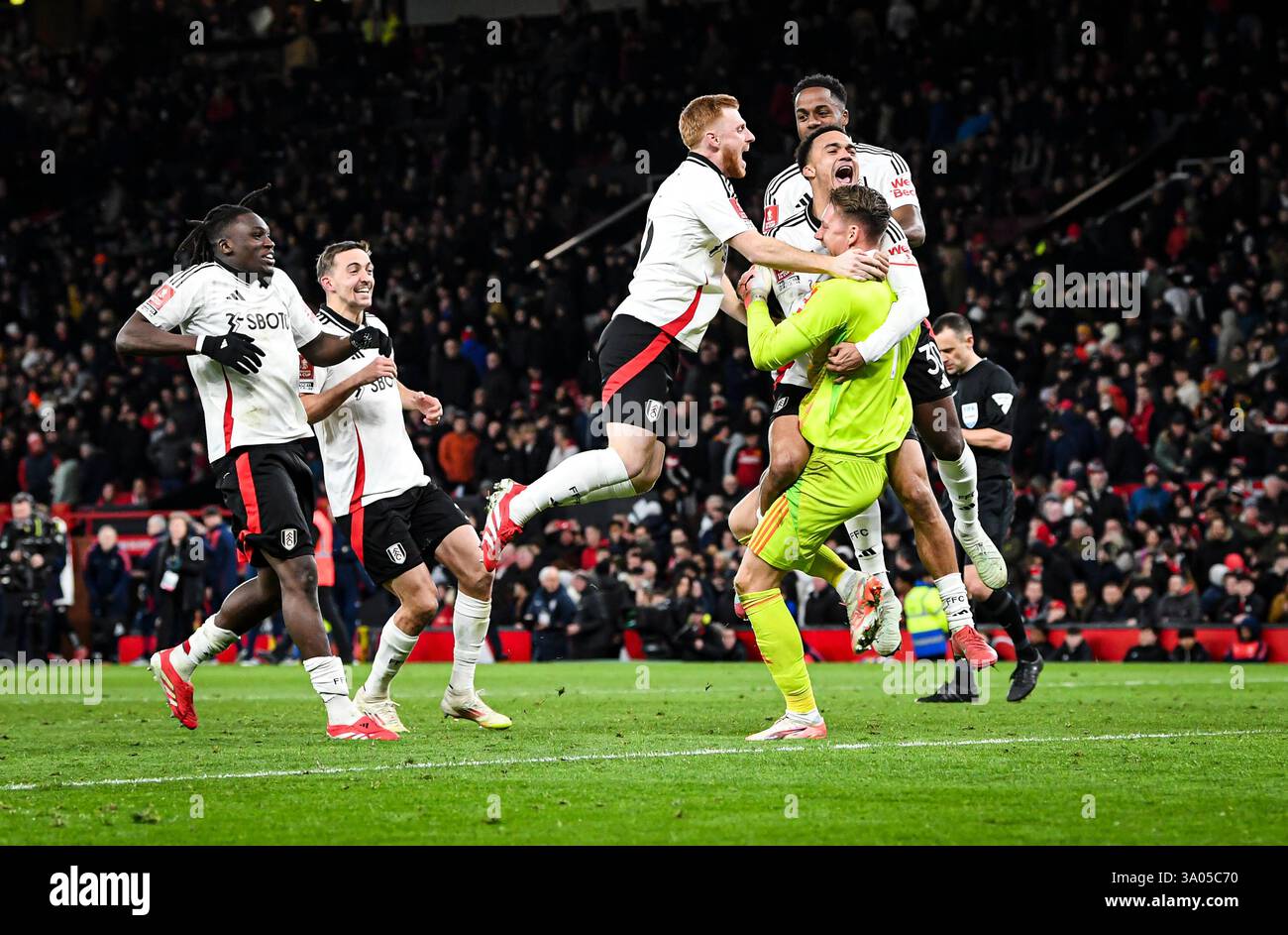 Old Trafford, Manchester, UK. 2nd Mar, 2025. FA Cup Fifth Round Football, Manchester United ...