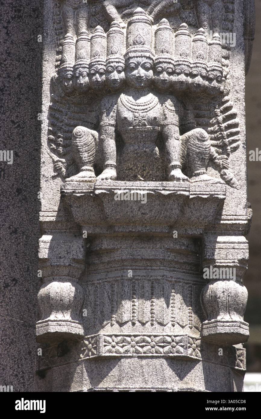Statue of ravana on pillar in ekambareswarar temple in Kanchipuram ...