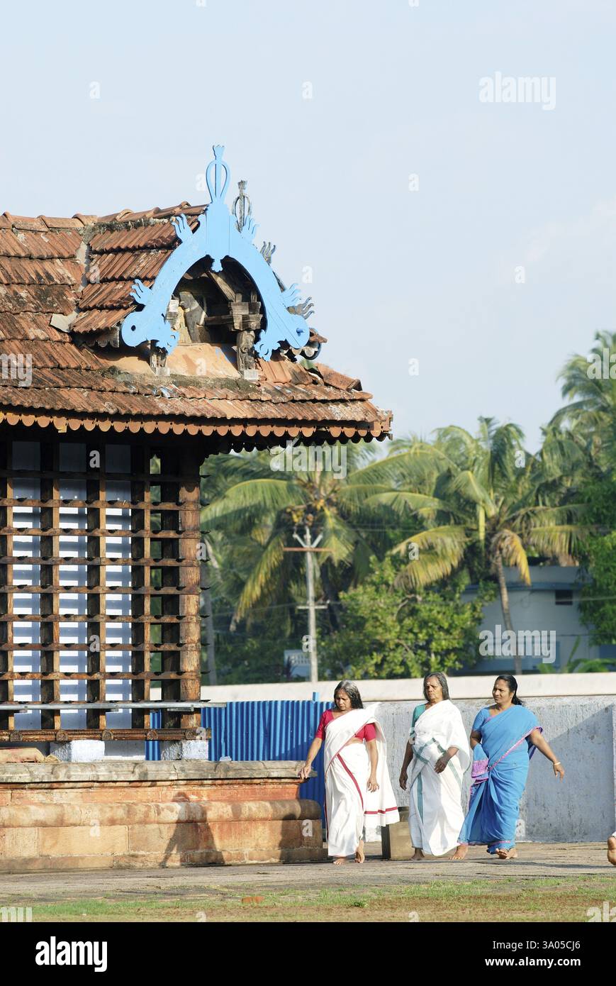 Koothambalam temple, theatre hall staging Koothu Koodiyattam dramatic ...