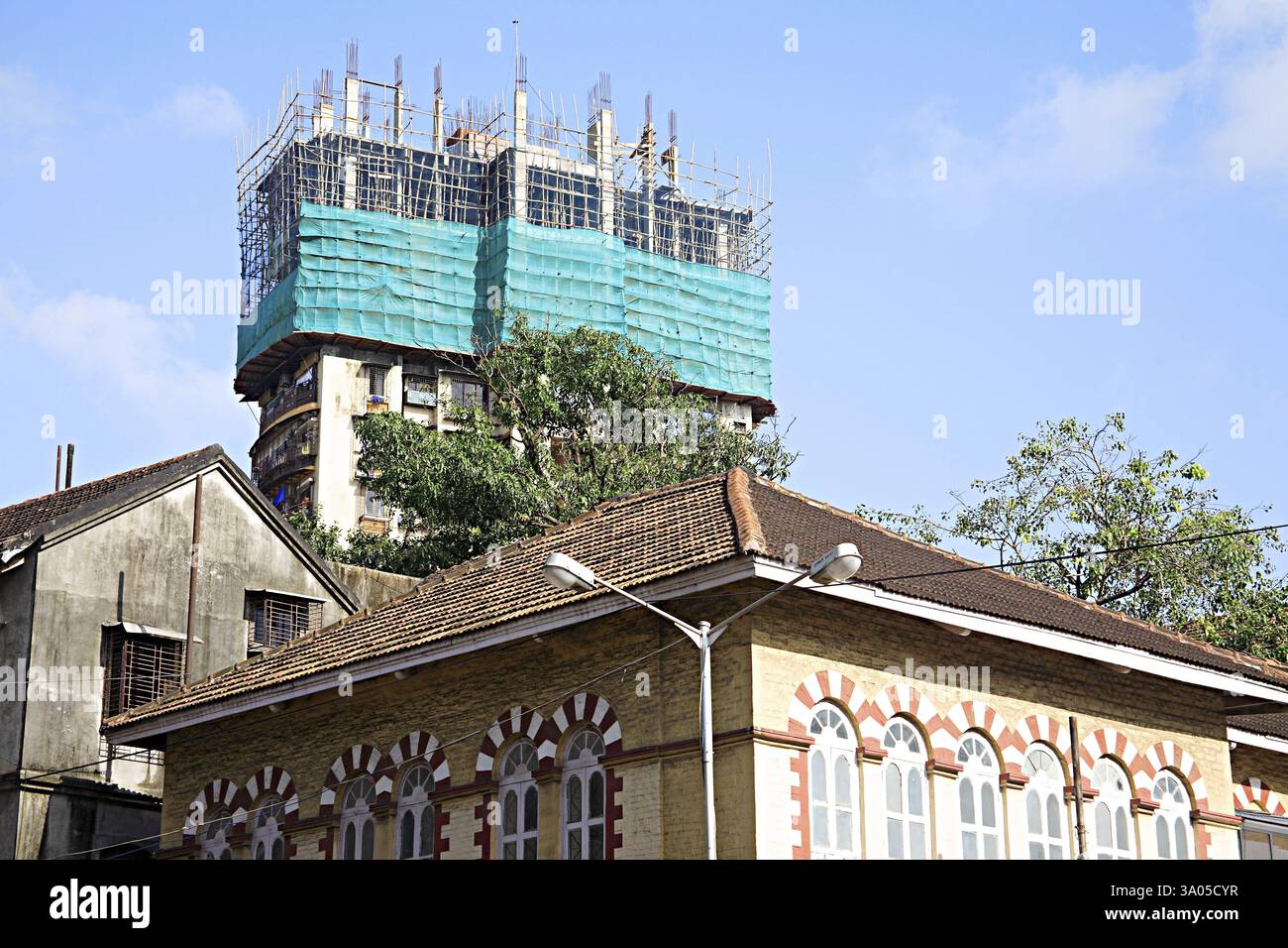 Old building Sharaf foundation and construction, Charni road, Bombay ...