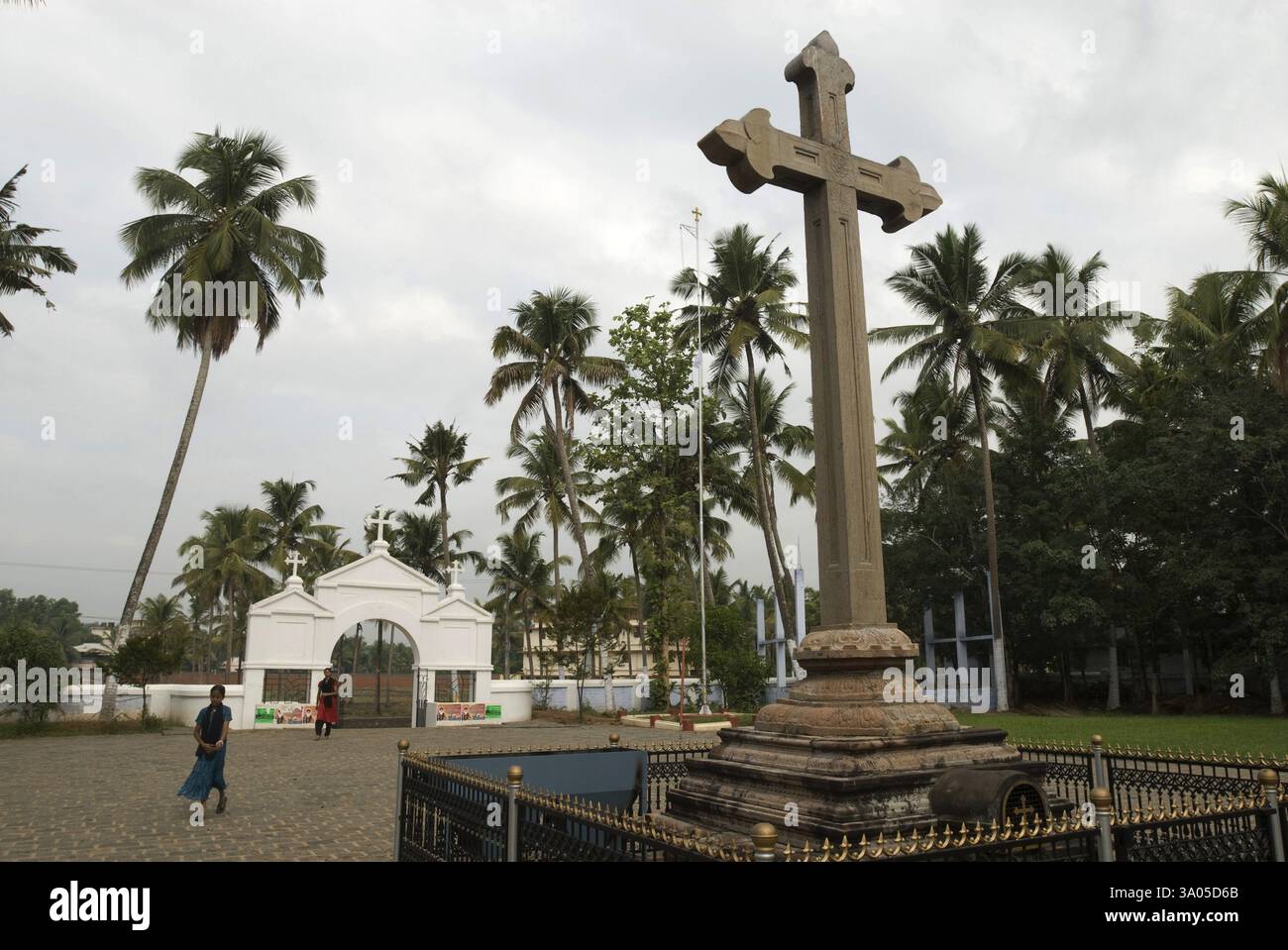 Cross in Mar Sabore Afroth Jacobite Syrian church at Akapparambu ...