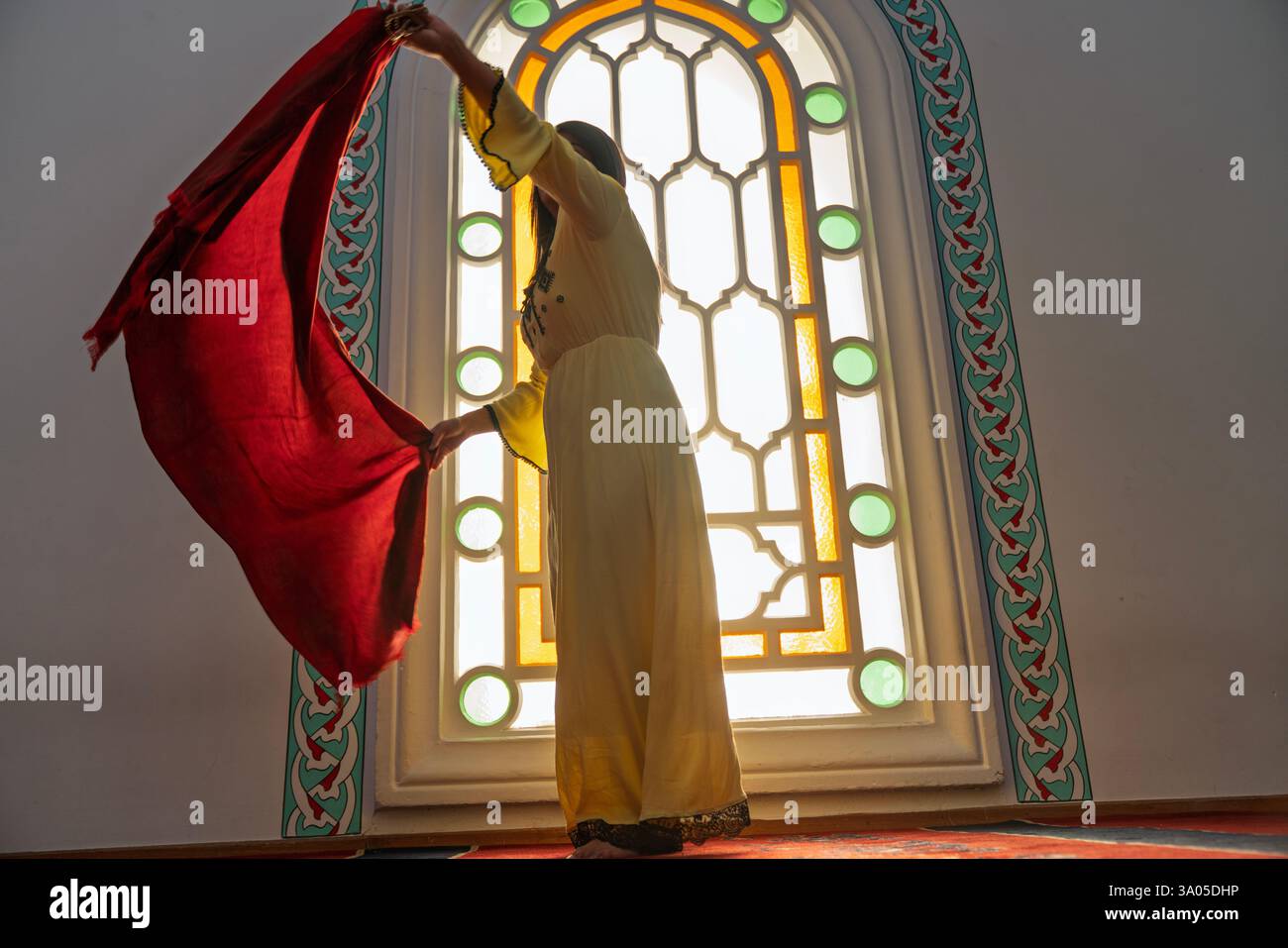 muslim woman dancing with shawl Stock Photo - Alamy