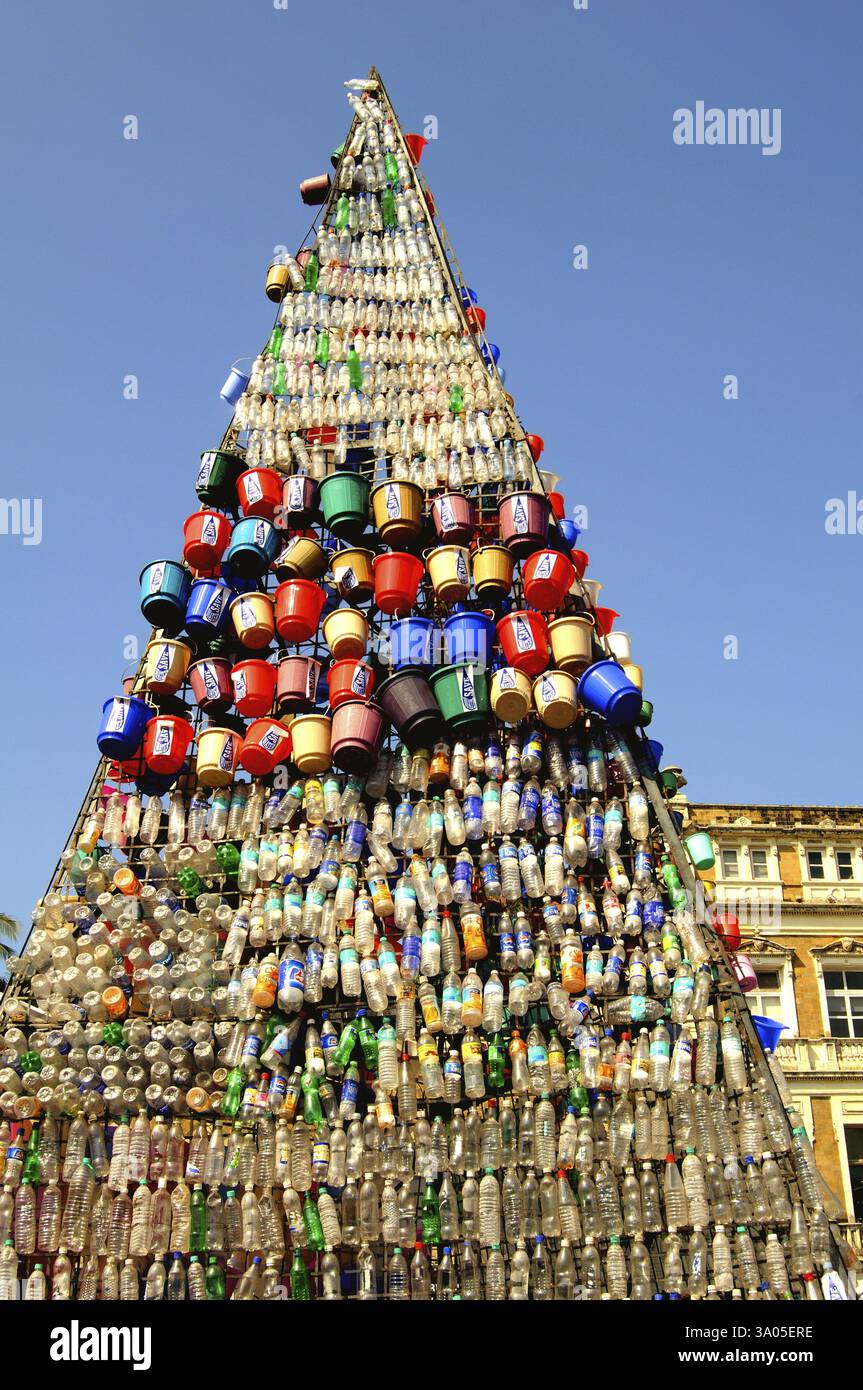 Plastic bottle pyramid hi-res stock photography and images - Alamy