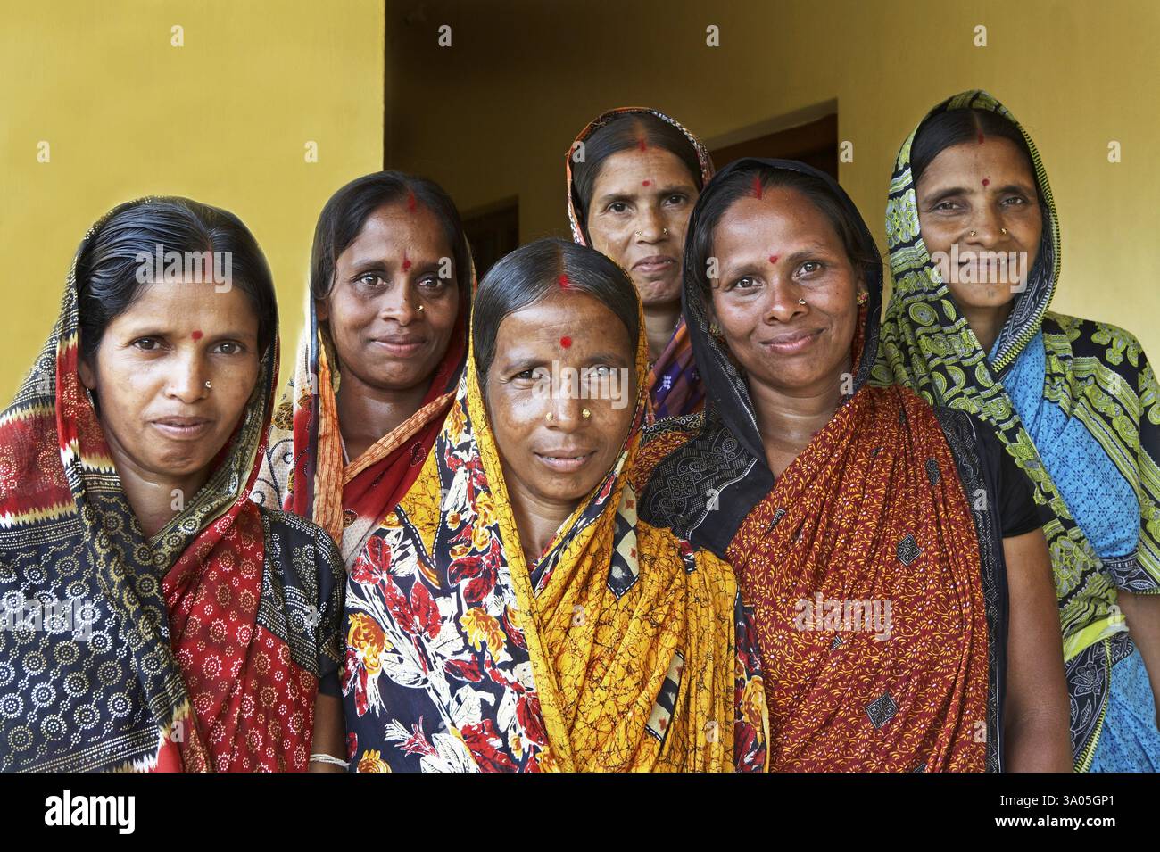 Rural women volunteers in activities of NGO Chinmaya Organization of ...