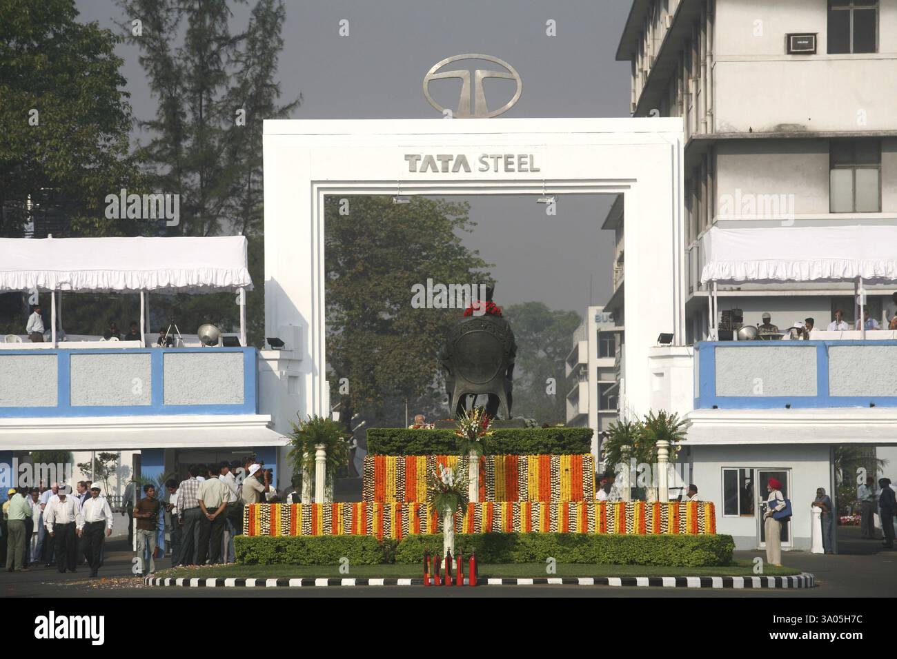 Statue of Jamshedji Tata at main gate of Tata steel decorated flowers ...