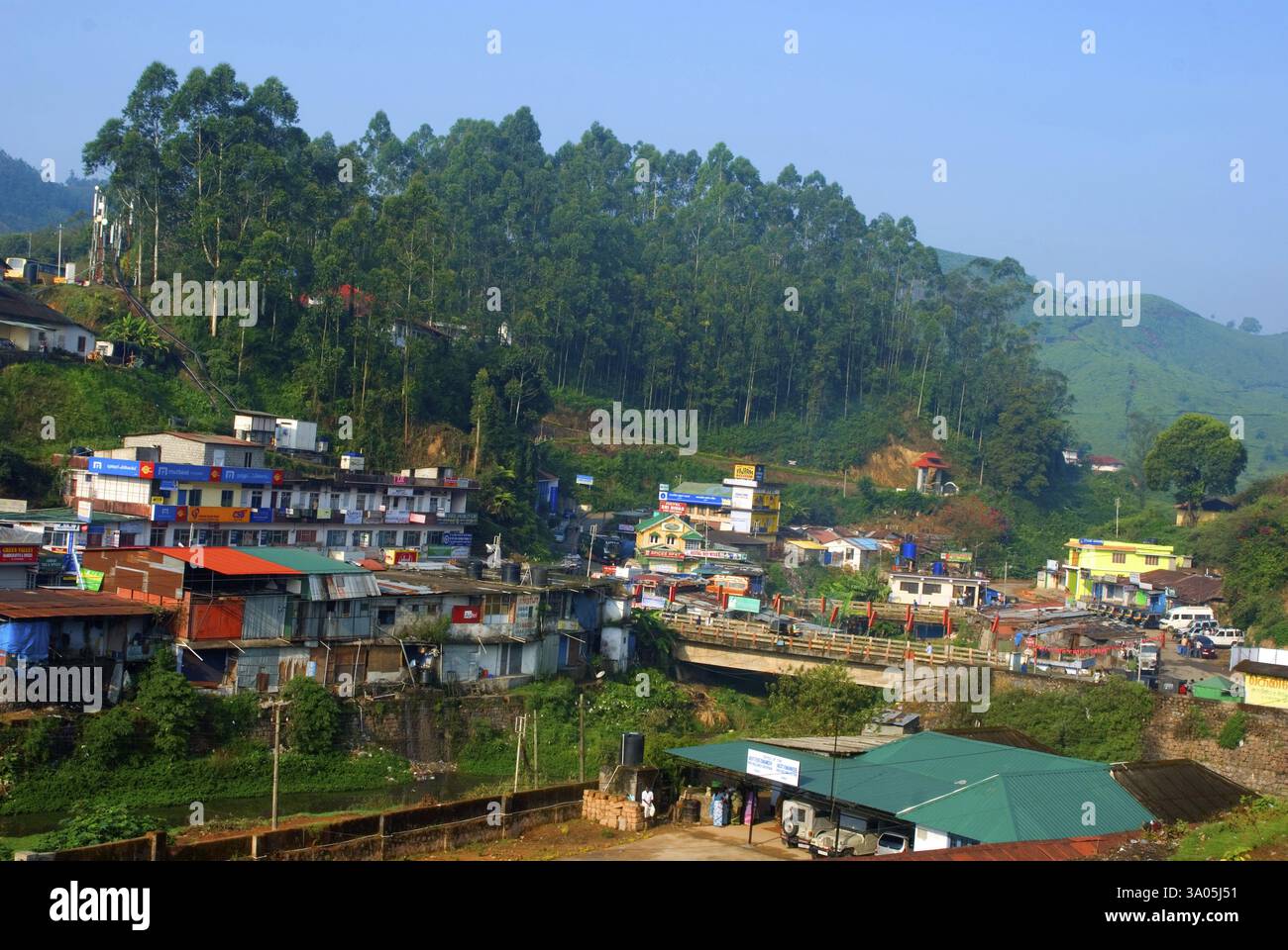 Kerala bus stand hi-res stock photography and images - Alamy