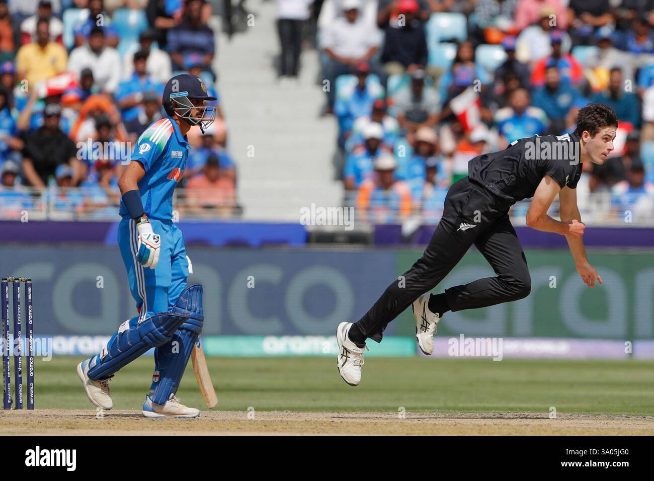 DUBAI, UNITED ARAB EMIRATES - MARCH 2: Will O’Rourke of New Zealand (R ...