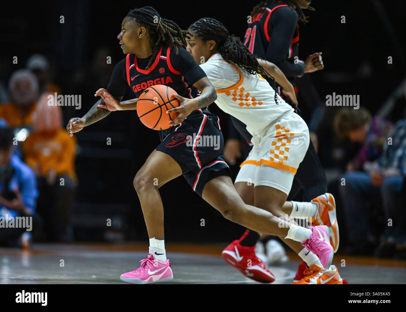 KNOXVILLE, TN - MARCH 02: Georgia Lady Bulldogs guard Trinity Turner (0 ...