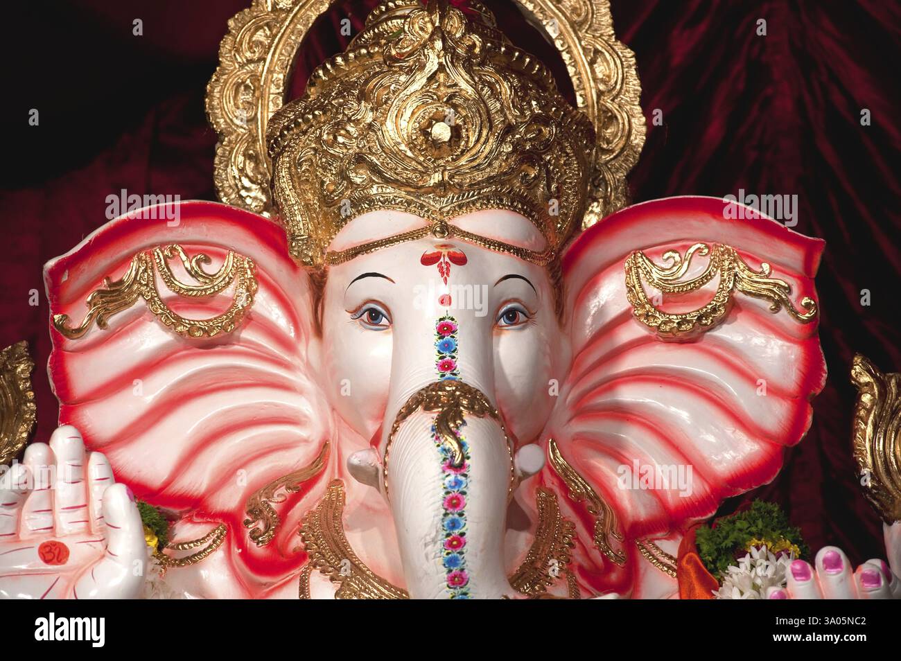 Statue of lord ganesh in ganpati festival, Pune, Maharashtra, India ...