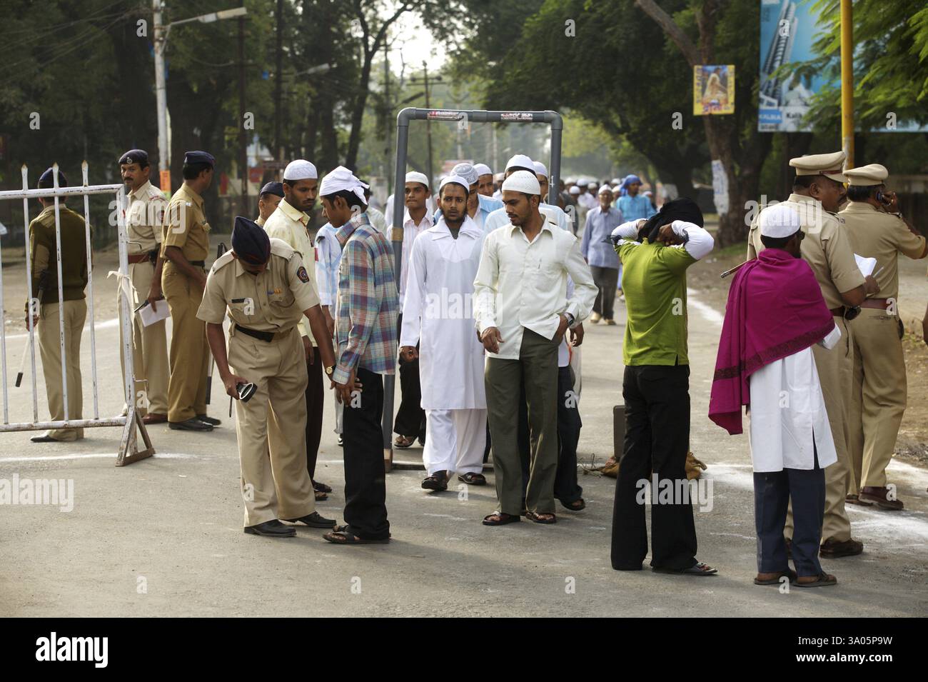 Men arriving Eid al Fitr Ramzan id namaaz at Lashkar-e-Eidgaah ground ...