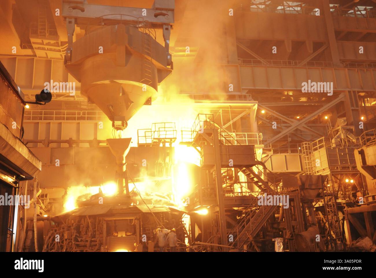 Process of pouring of molten iron inside steel plant, Essar steel ...