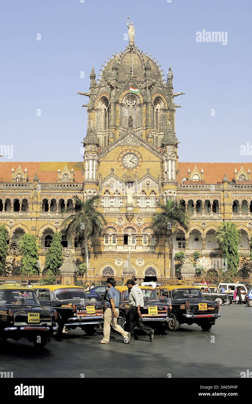 Victoria Terminus (VT) named Chhatrapati Shivaji Terminus Station (CST ...