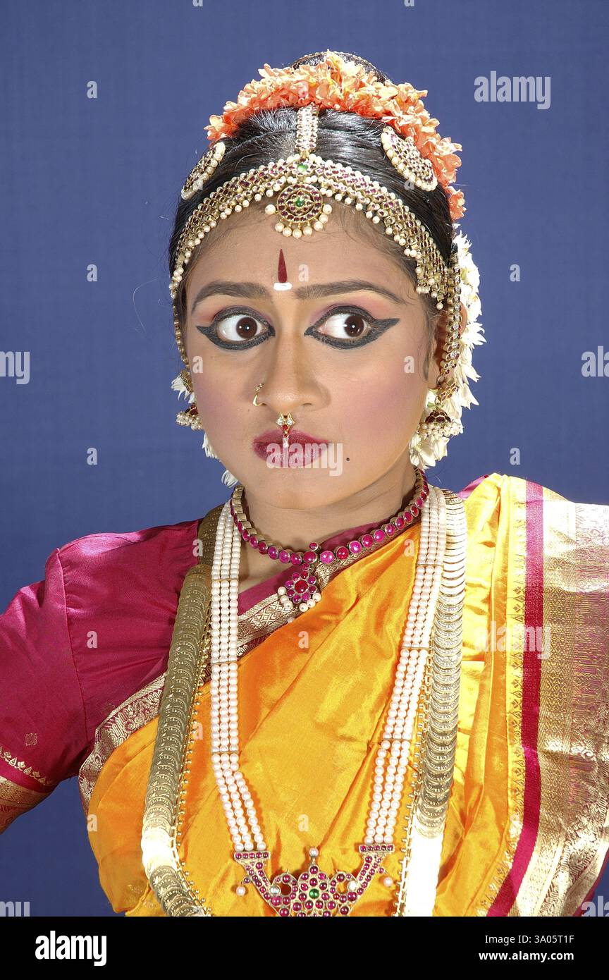 Bharatnatyam, Indian Classical Dance Stock Photo - Alamy