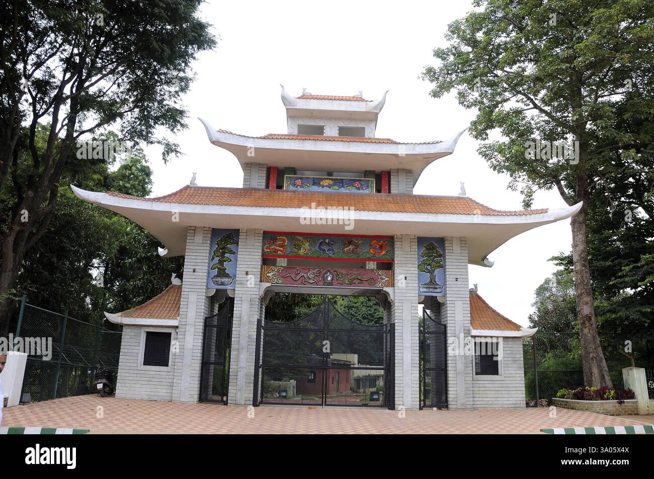 Beautiful architecture gate of botanical garden, Bangalore, Karnataka ...
