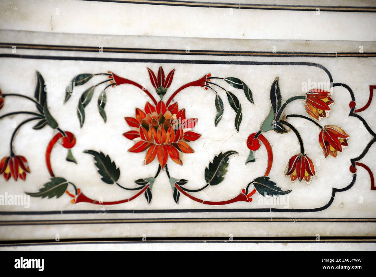Colourful marble stone handwork in Taj Mahal, Agra, Uttar Pradesh ...