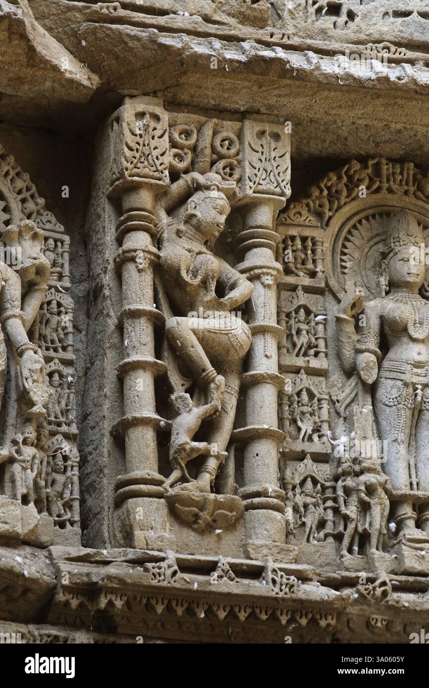 Vishkanya, Rani ki vav, step well, stone carving, Patan, Gujarat, India ...