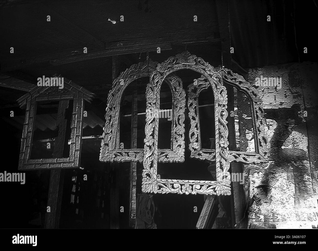 4 picture frames hi-res stock photography and images - Alamy