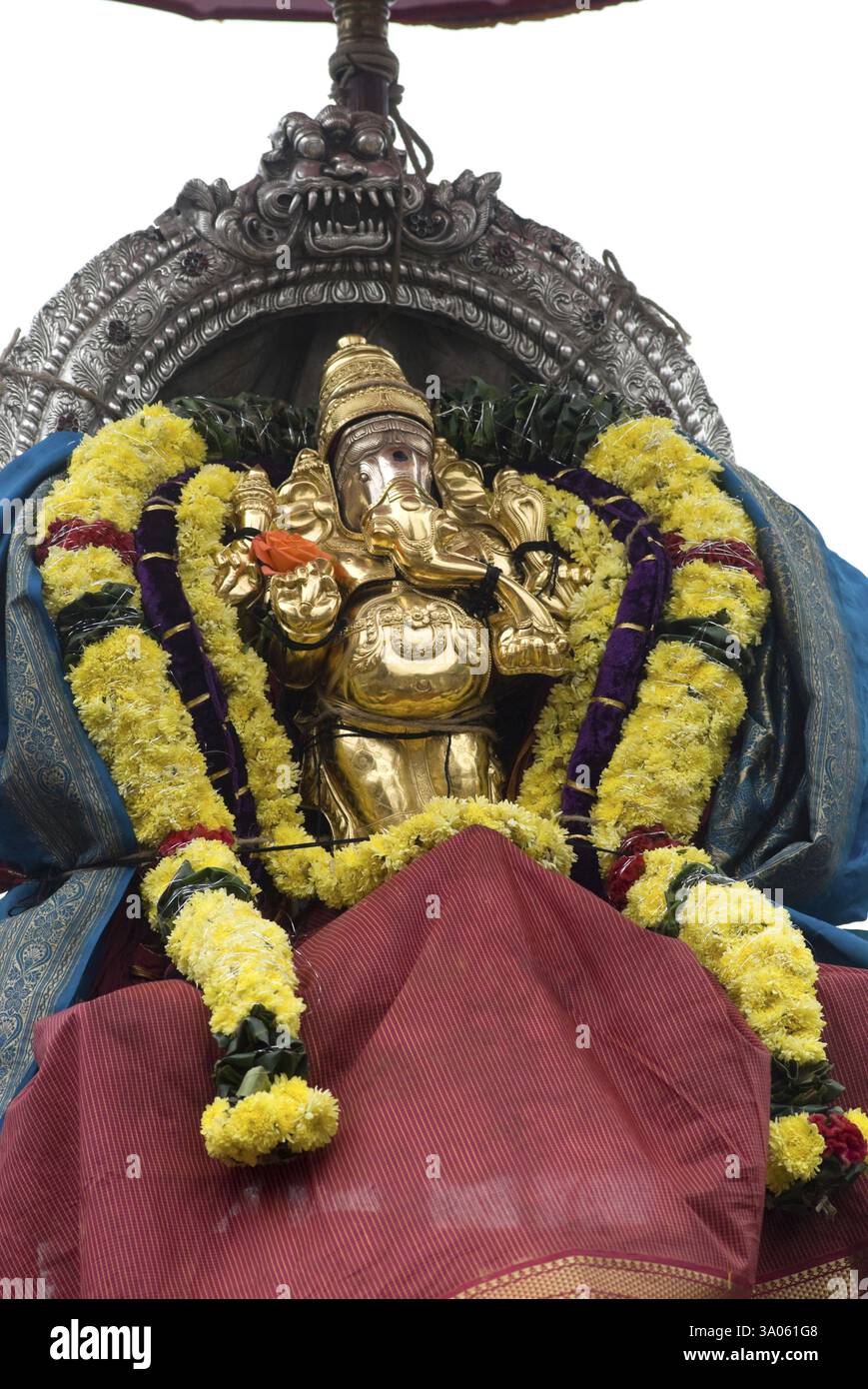 Ganesha Procession during Karthikai Deepam festival in Arunachaleshwara ...