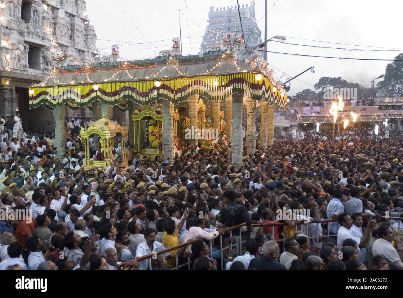 Celebration of Karthigai Deepam festival in Arunachaleshwara temple ...