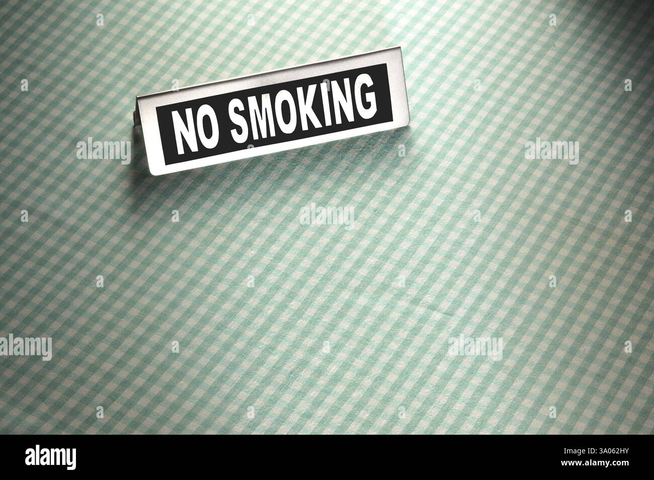 No Smoking, Sign on Table Stock Photo - Alamy