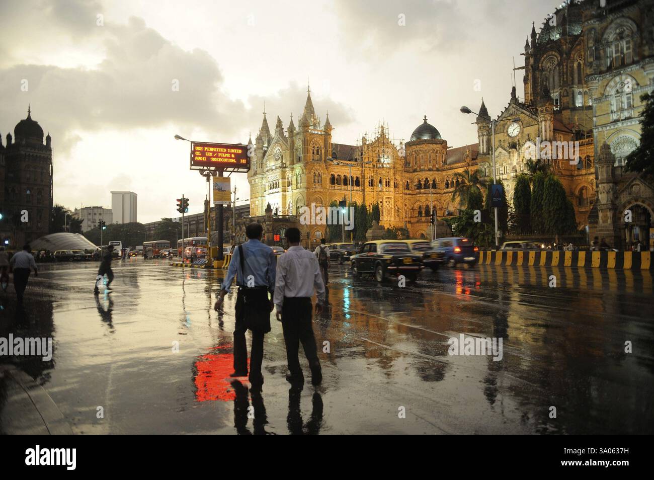 Victoria terminus vt now chhatrapati shivaji terminus cst railway ...