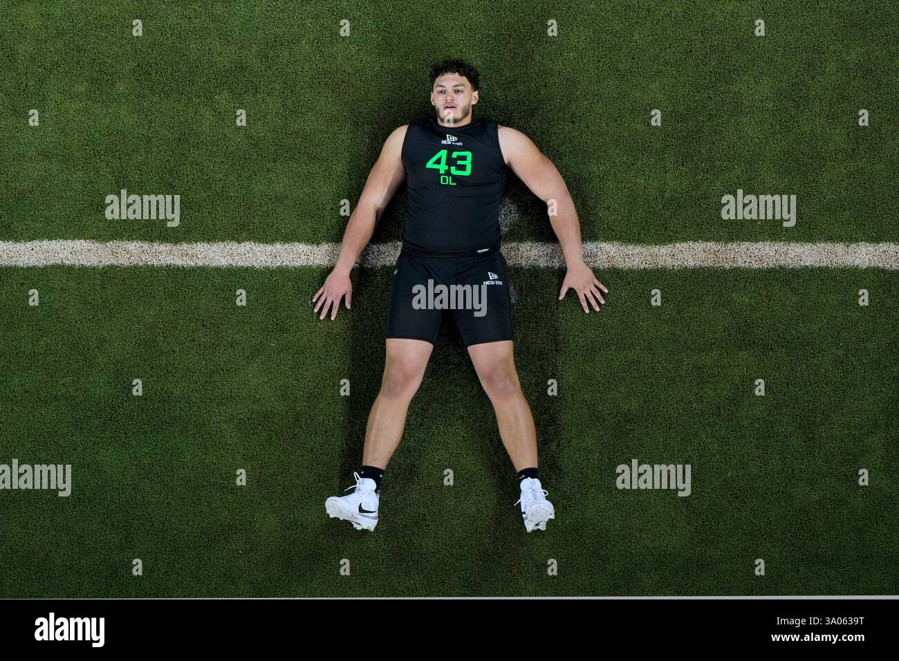 Iowa State offensive lineman Jalen Travis participates in a drill at ...