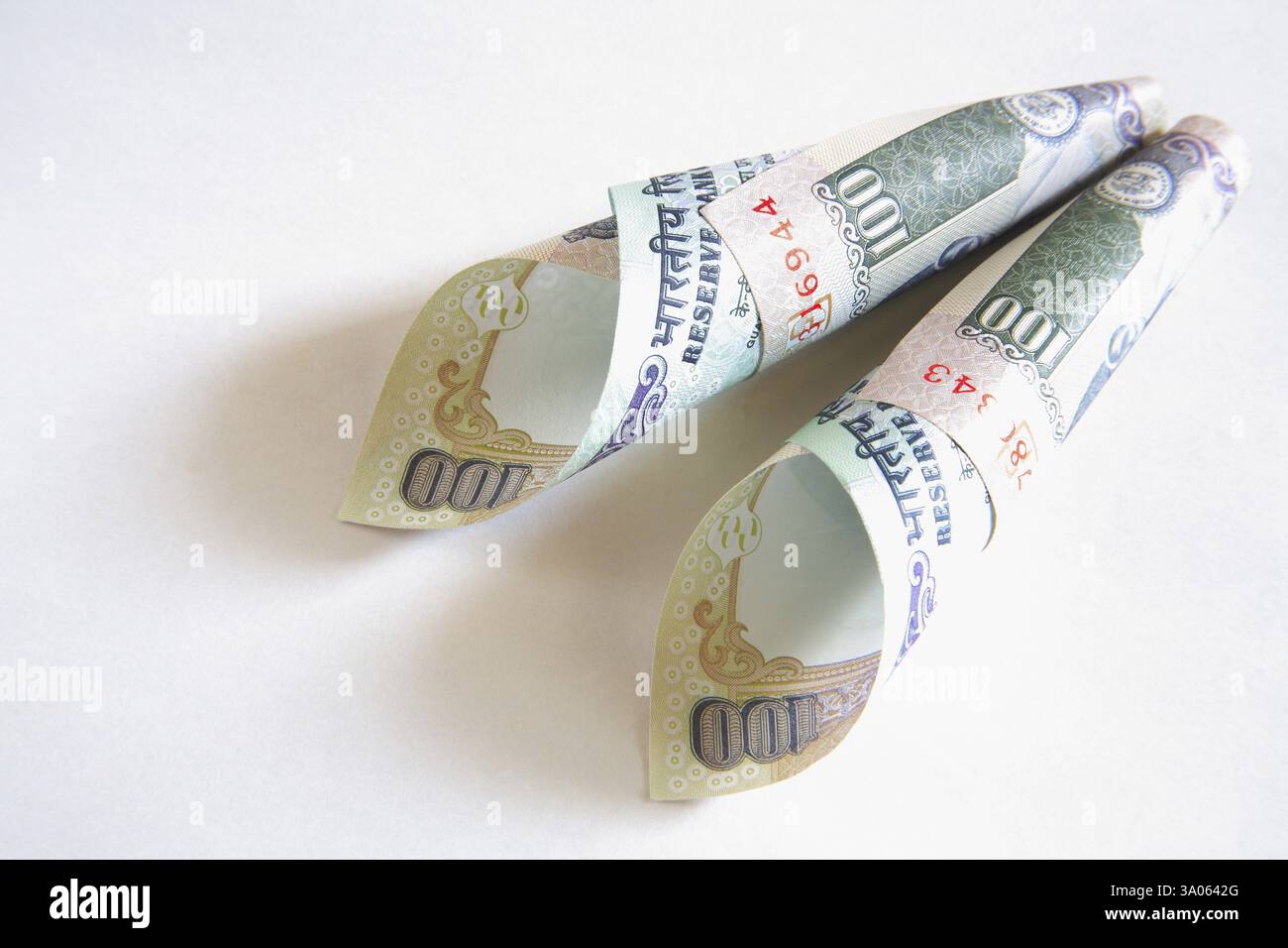 One hundred rupees, Indian currency, India, Asia Stock Photo - Alamy