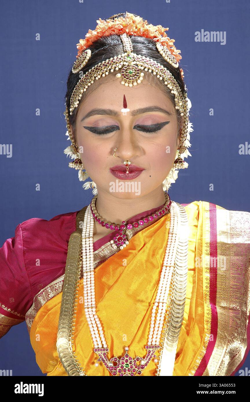Bharatnatyam, Indian Classical Dance Stock Photo - Alamy