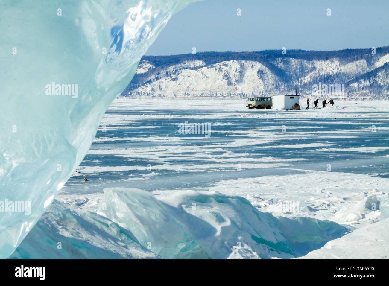 Underwater lake baikal hi-res stock photography and images - Alamy