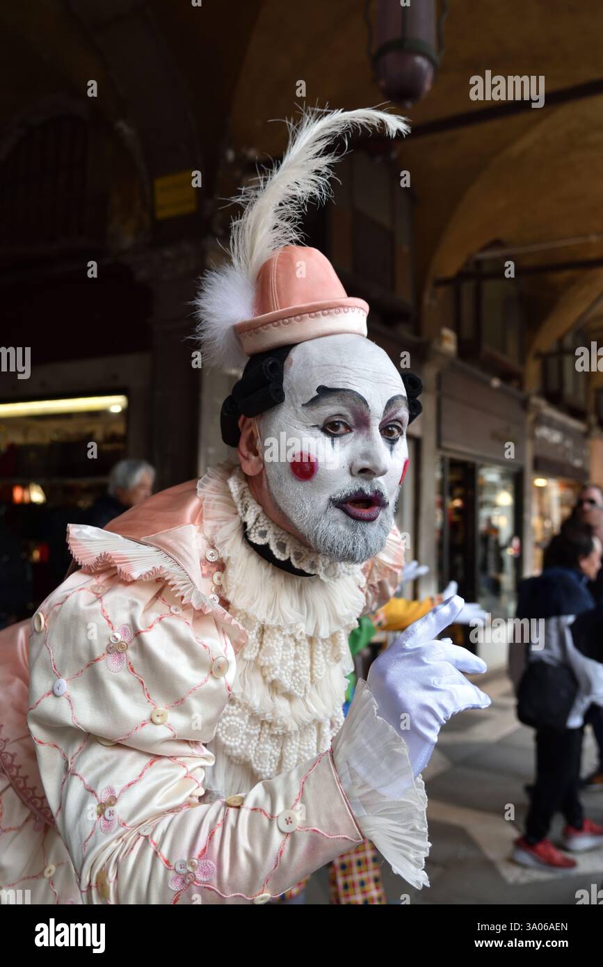 VENICE CARNIVAL 2025 CREDITS: ANDREAP AOLETTI Stock Photo - Alamy