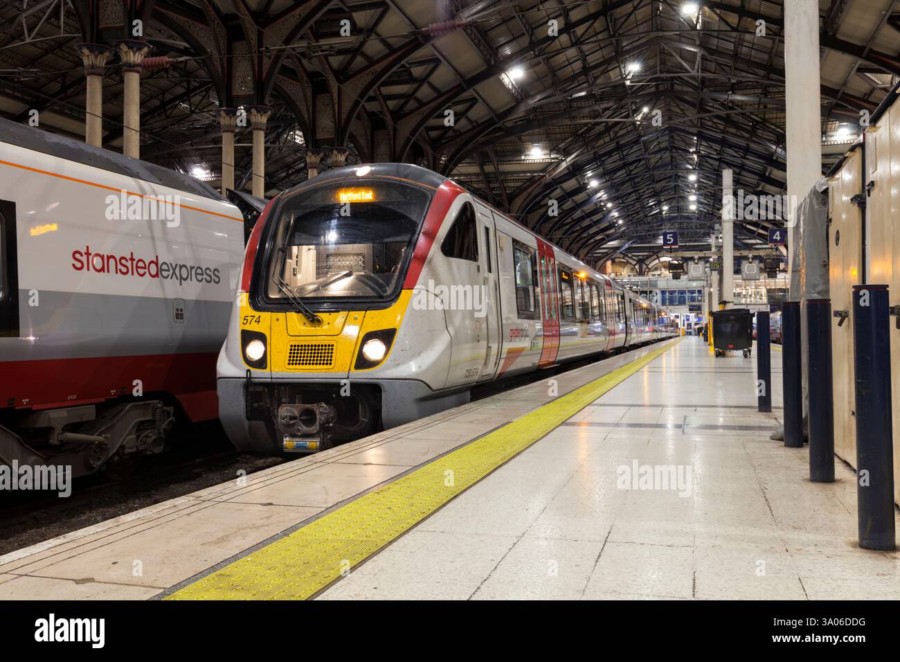 Greater Anglia class 720 electric train 720524 at London Liverpool ...