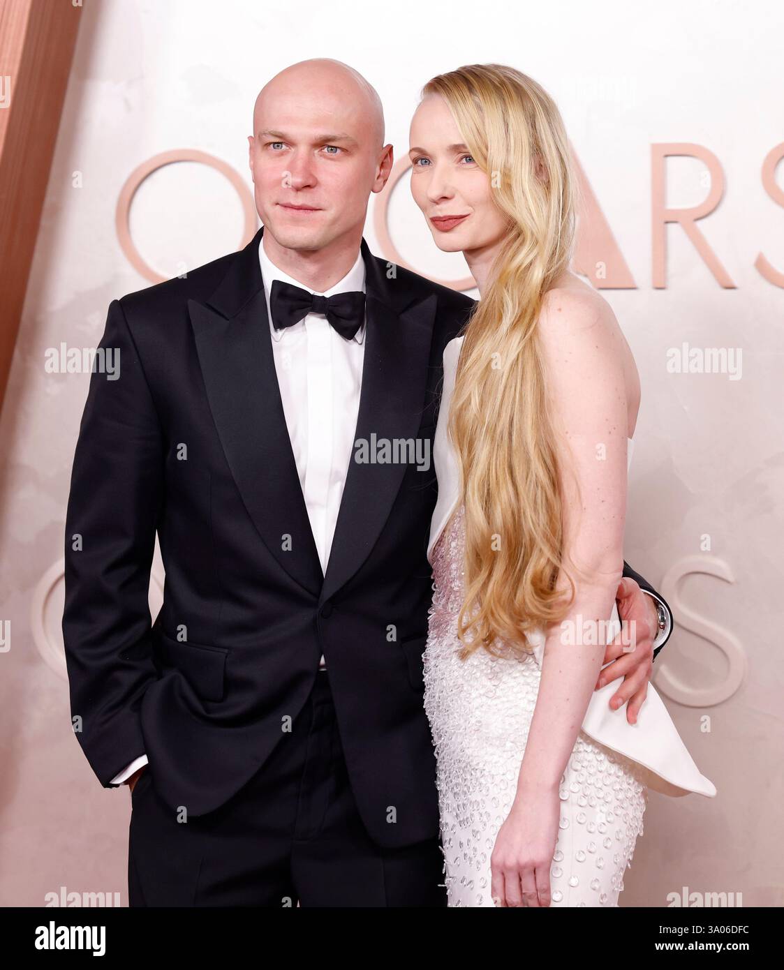 Los Angeles, United States. 02nd Mar, 2025. (L-R) Yura Borisov and Anna ...