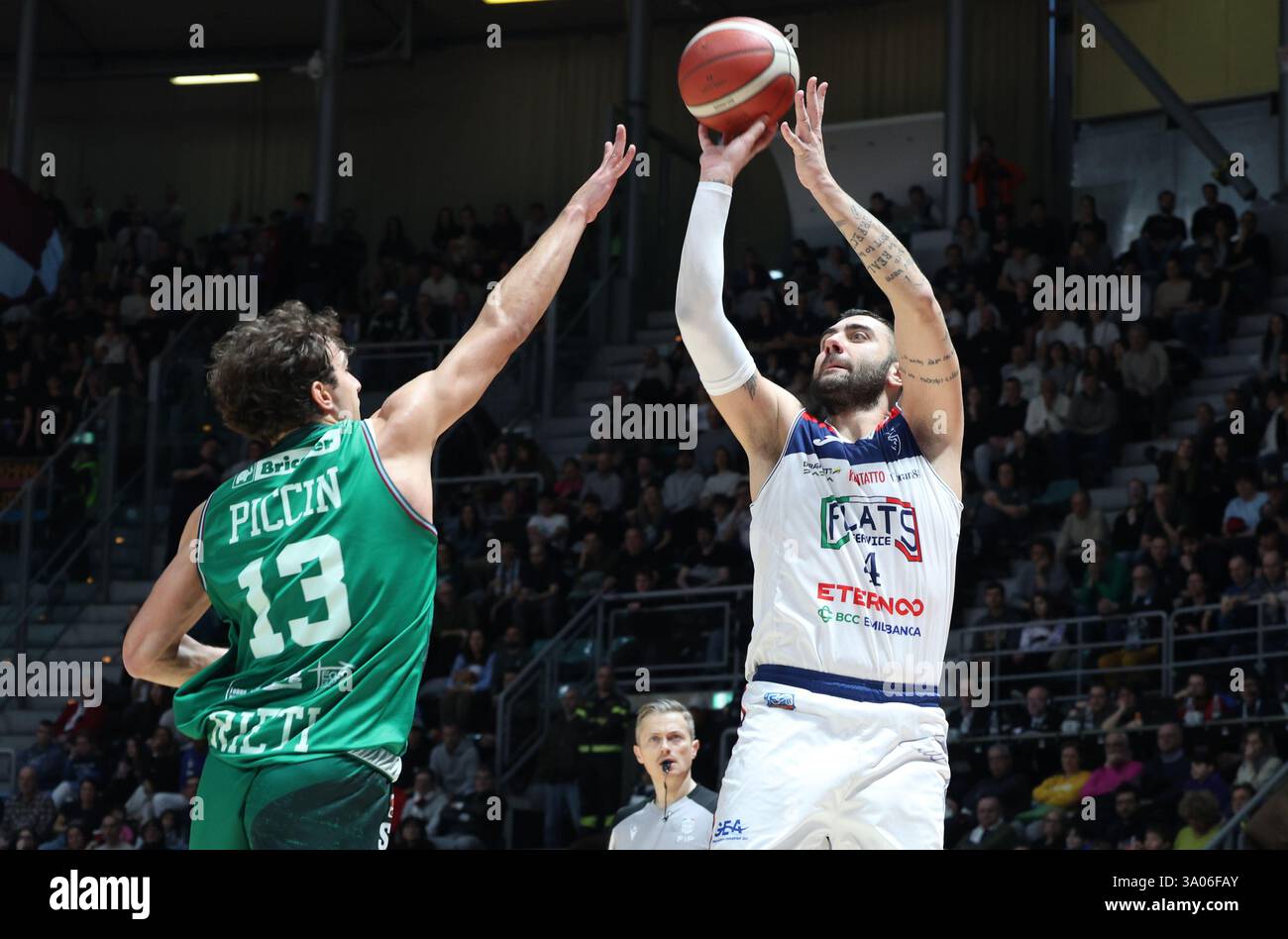 Pietro Aradori (Fortitudo) during the italian basketball LNP â??Old ...