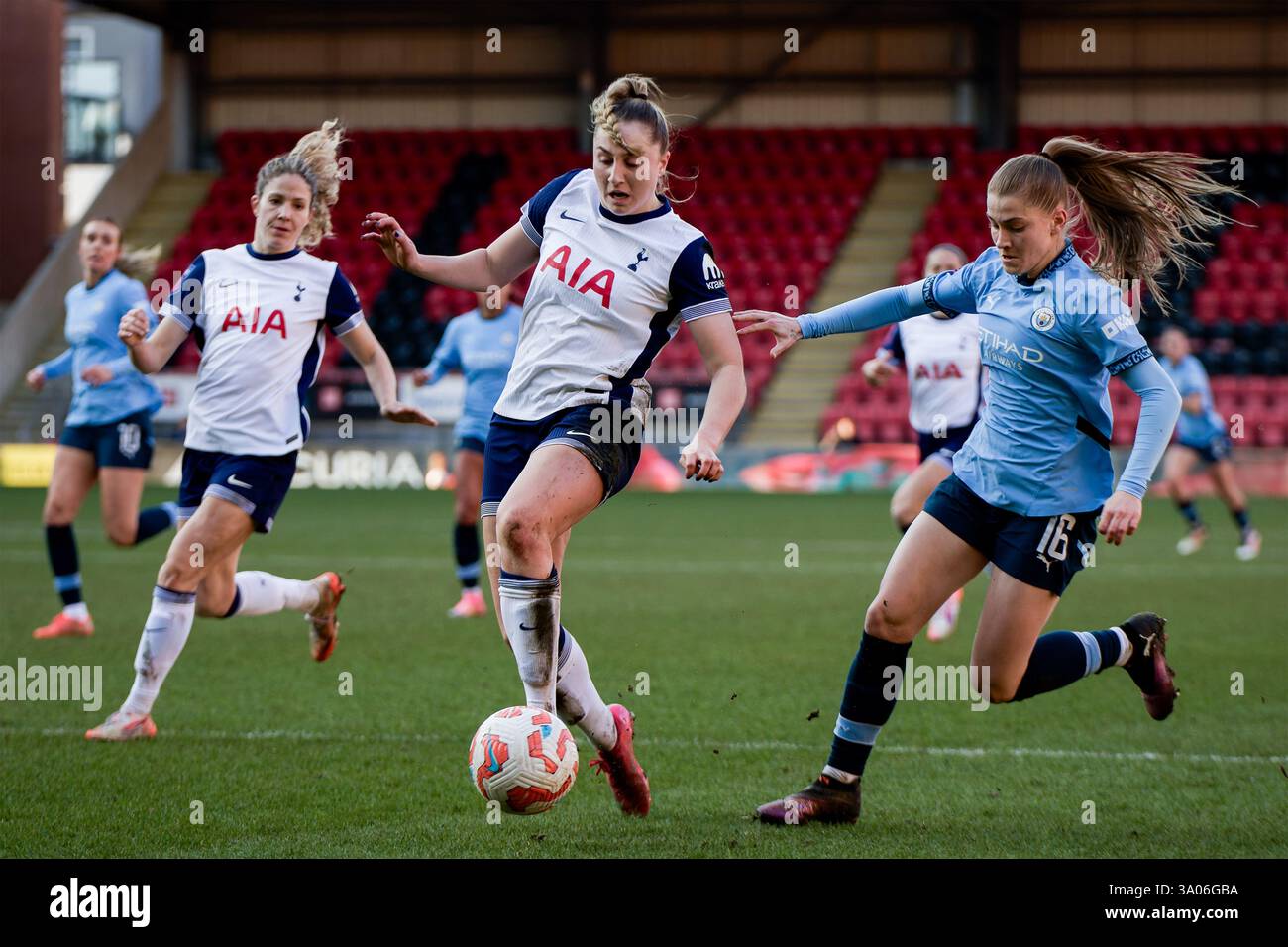 London, UK. 02nd Mar, 2025. London, England, March 02 2025: Ella Morris (3 Tottenham Hotspur ...