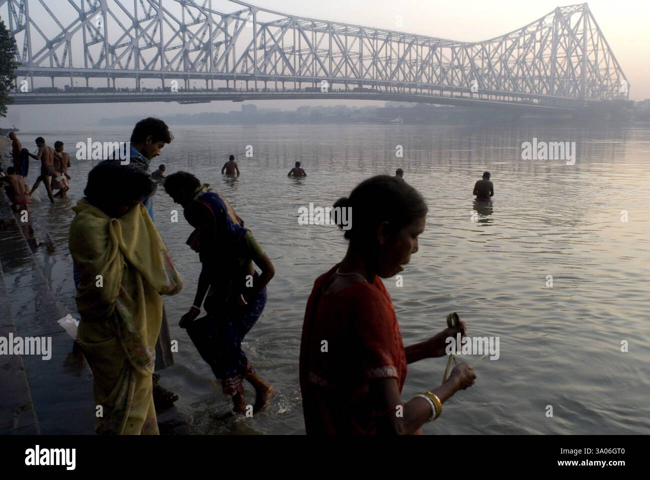 View of Howrah Bridge (Rabindra Setu) from Ghat On The River Hooghly A ...