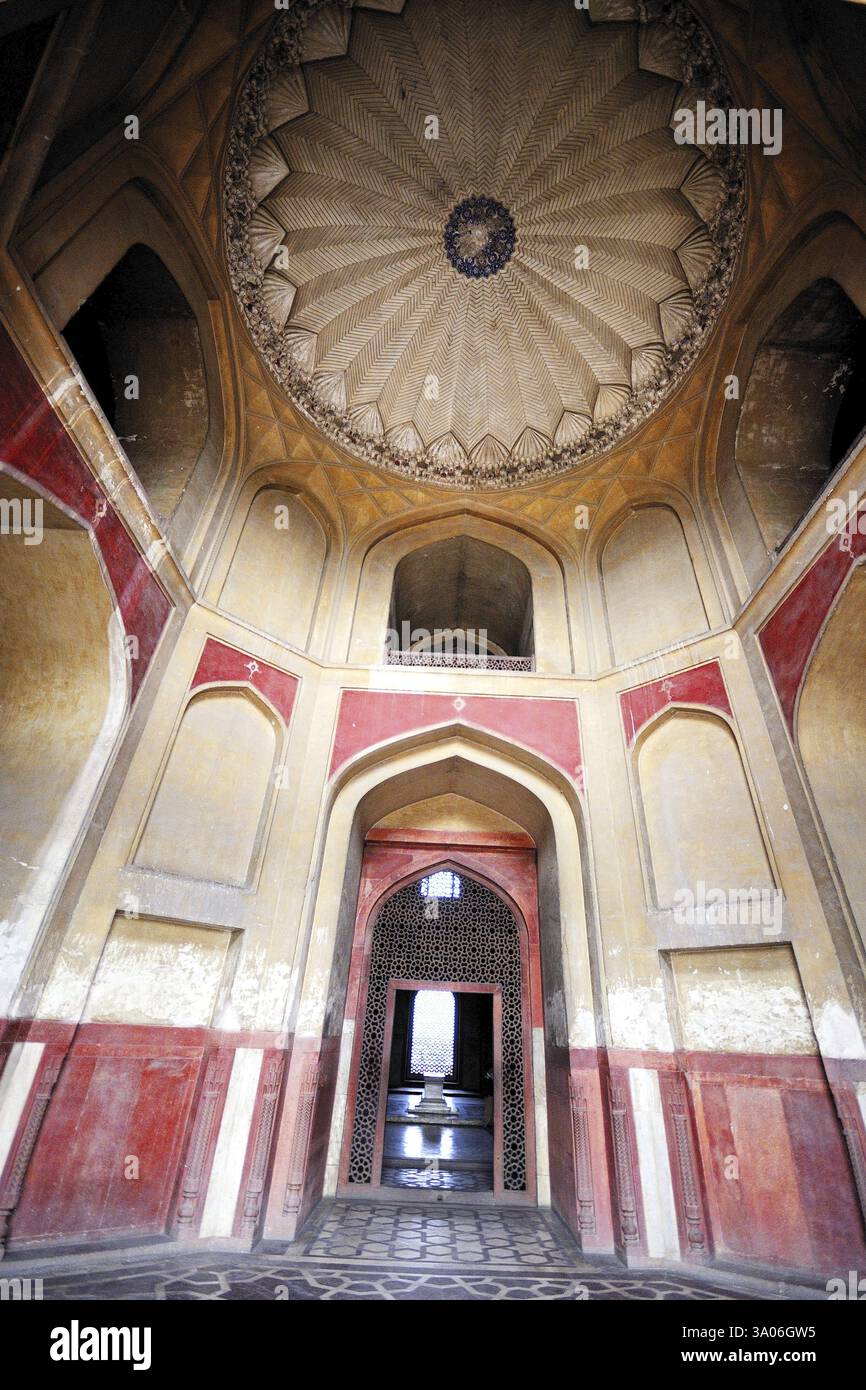Inside Humayun tomb from entrance gate, Delhi, India, Asia Stock Photo ...