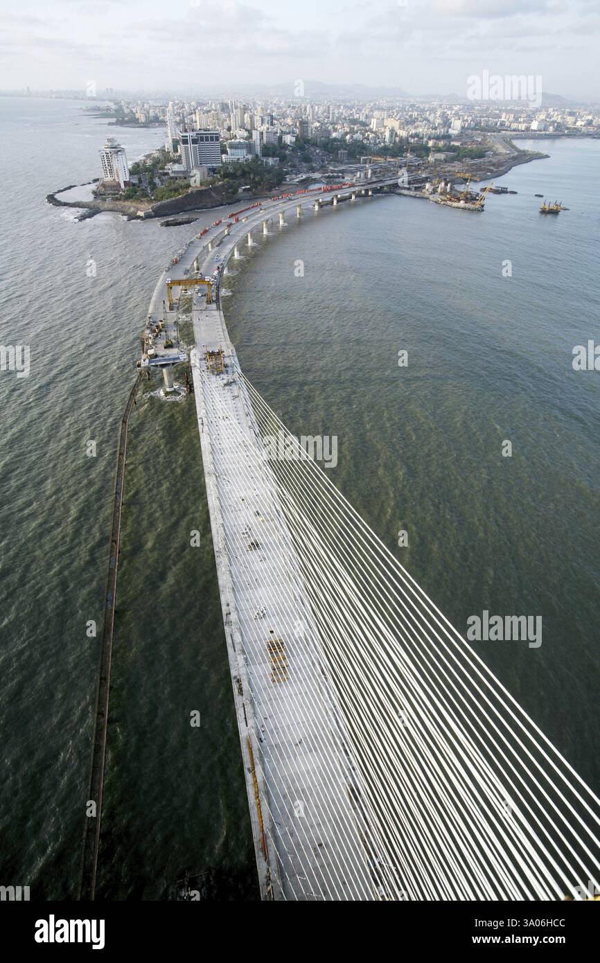 View of under construction Bandra Worli sea link is 8 lane twin ...