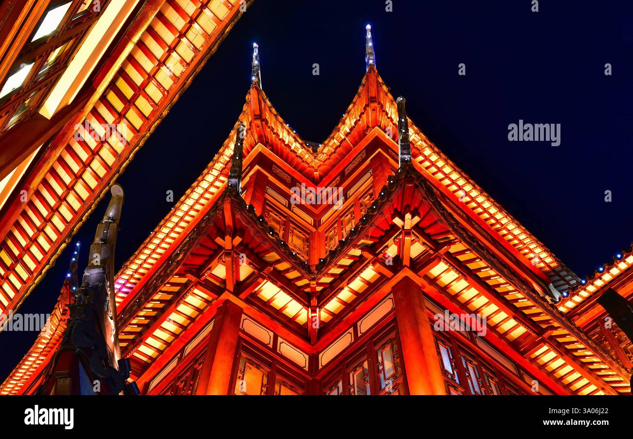 Yu Garden at night, Shanghai, China Stock Photo - Alamy