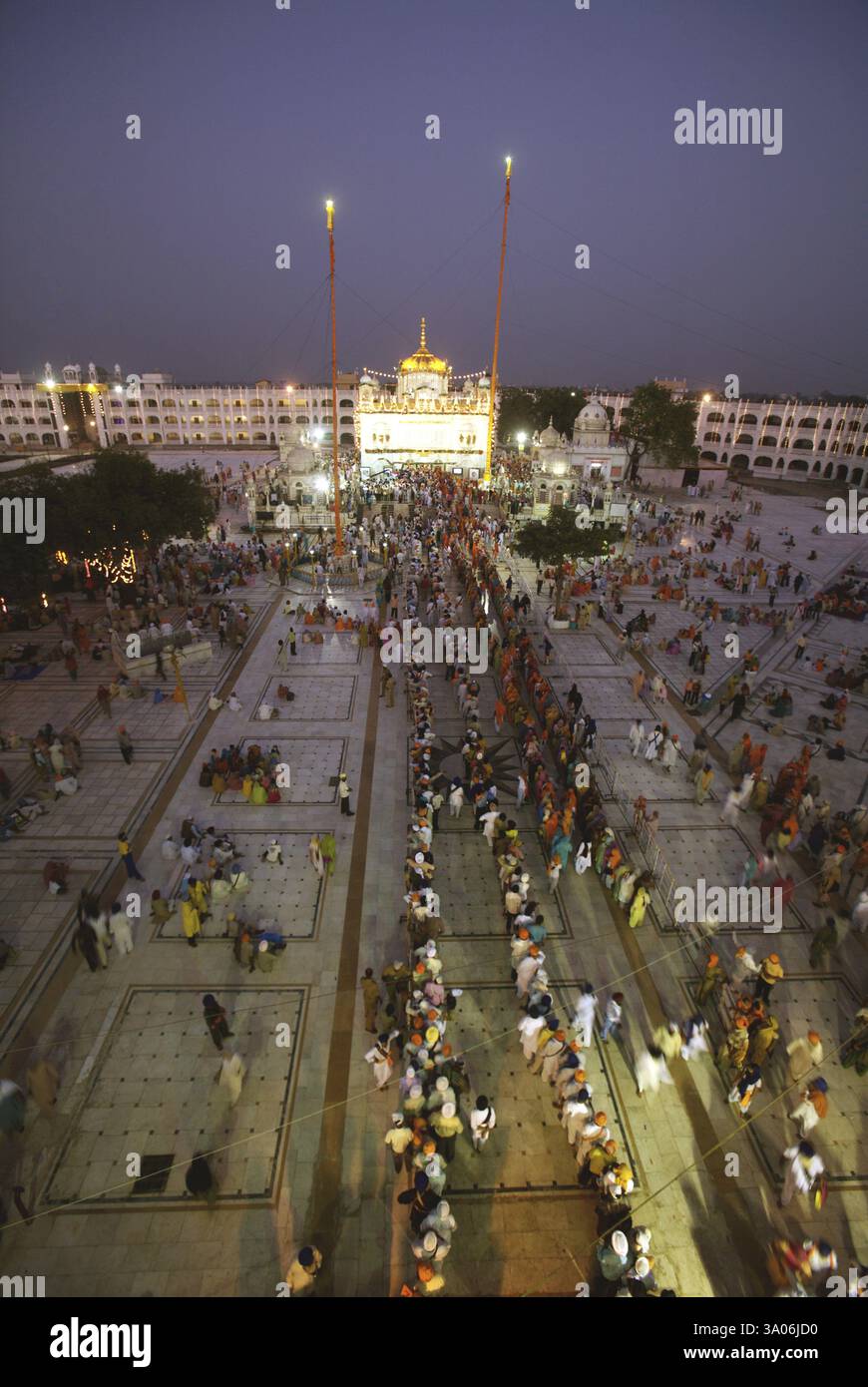 Illuminated Sachkhand Saheb Gurudwara for 300th year of Consecration of ...