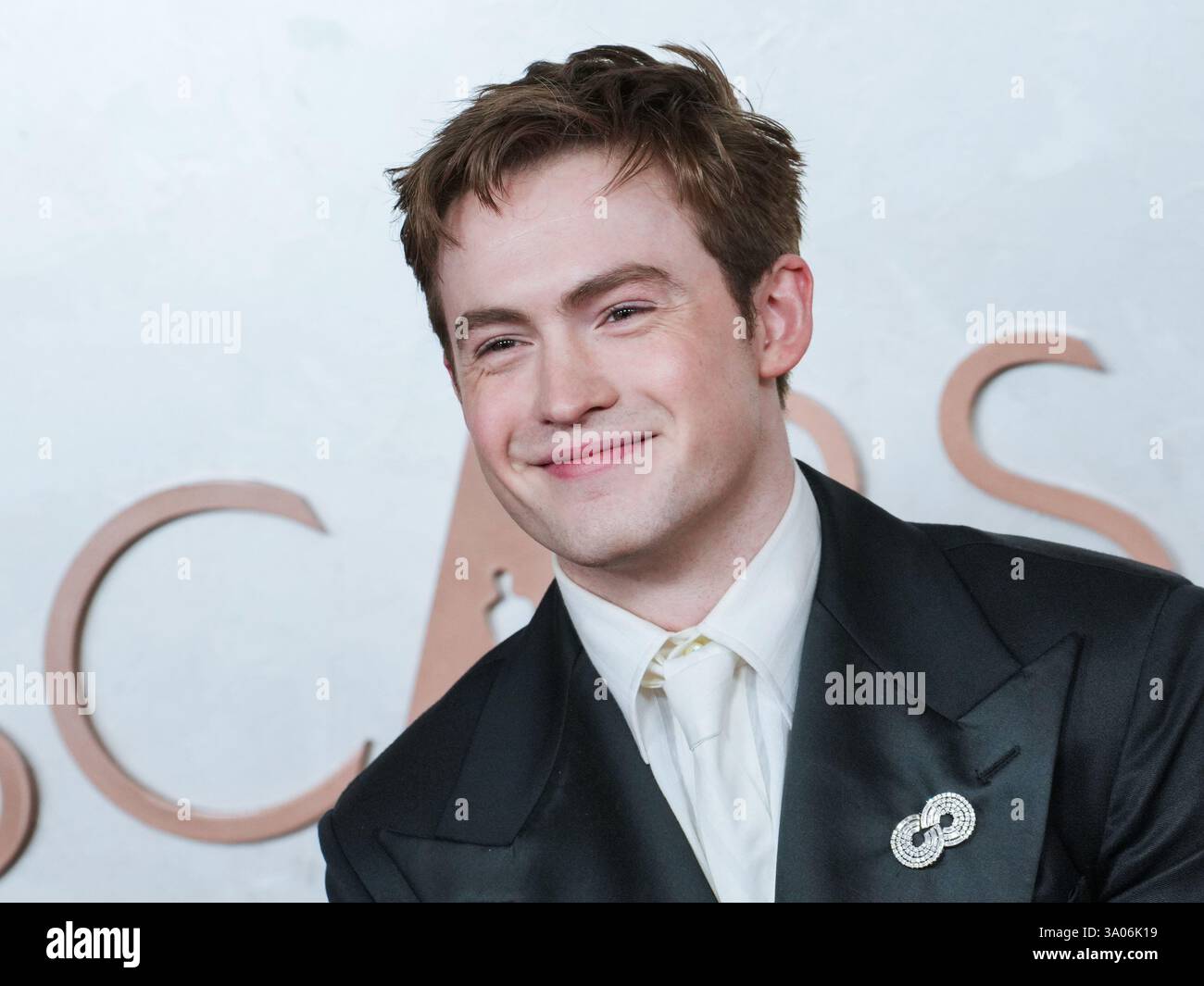 Los Angeles, USA. 02nd Mar, 2025. Kit Connor walking on the red carpet ...