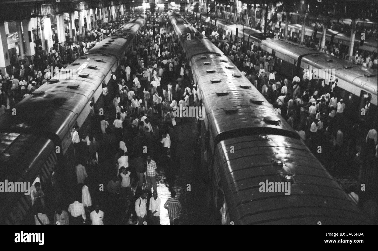 Chatrapati Shivaji Terminus CST railway station, Bombay Mumbai ...
