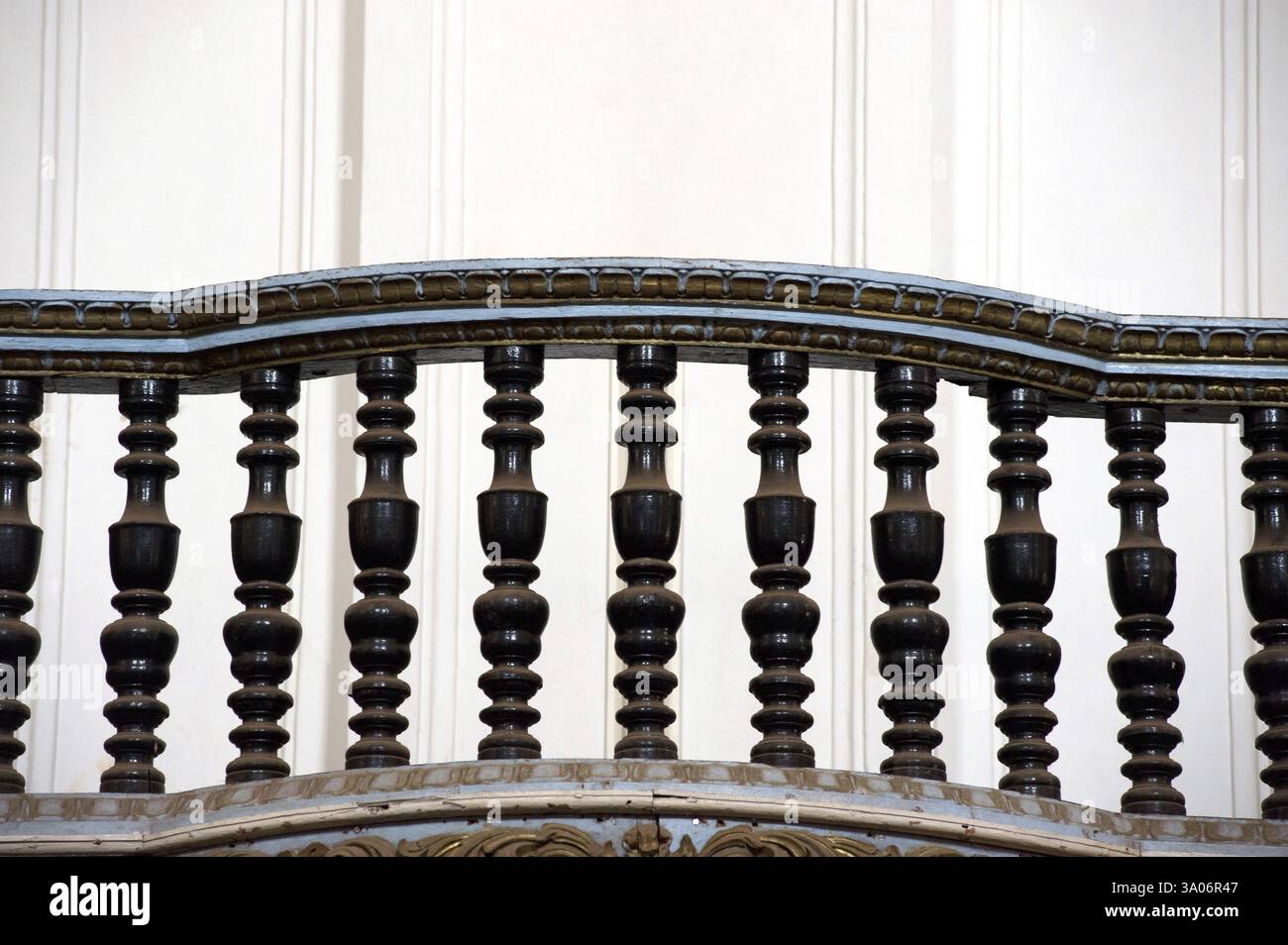 Balcony with wooden railing inside of se cathedral at velha, Goa, India ...