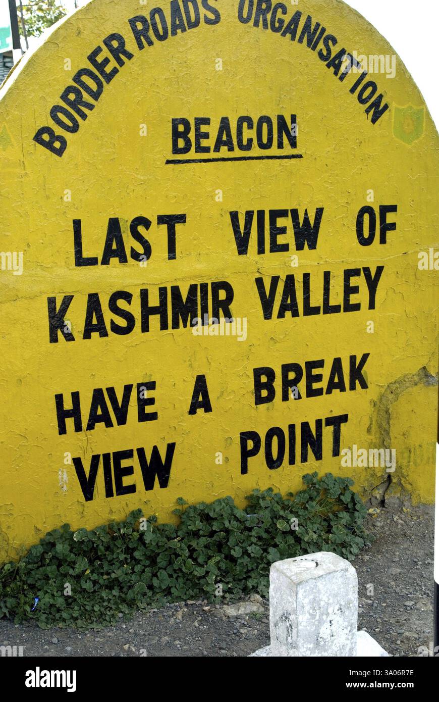 Last view of Kashmir valley view point before Jawahar Tunnel on ...