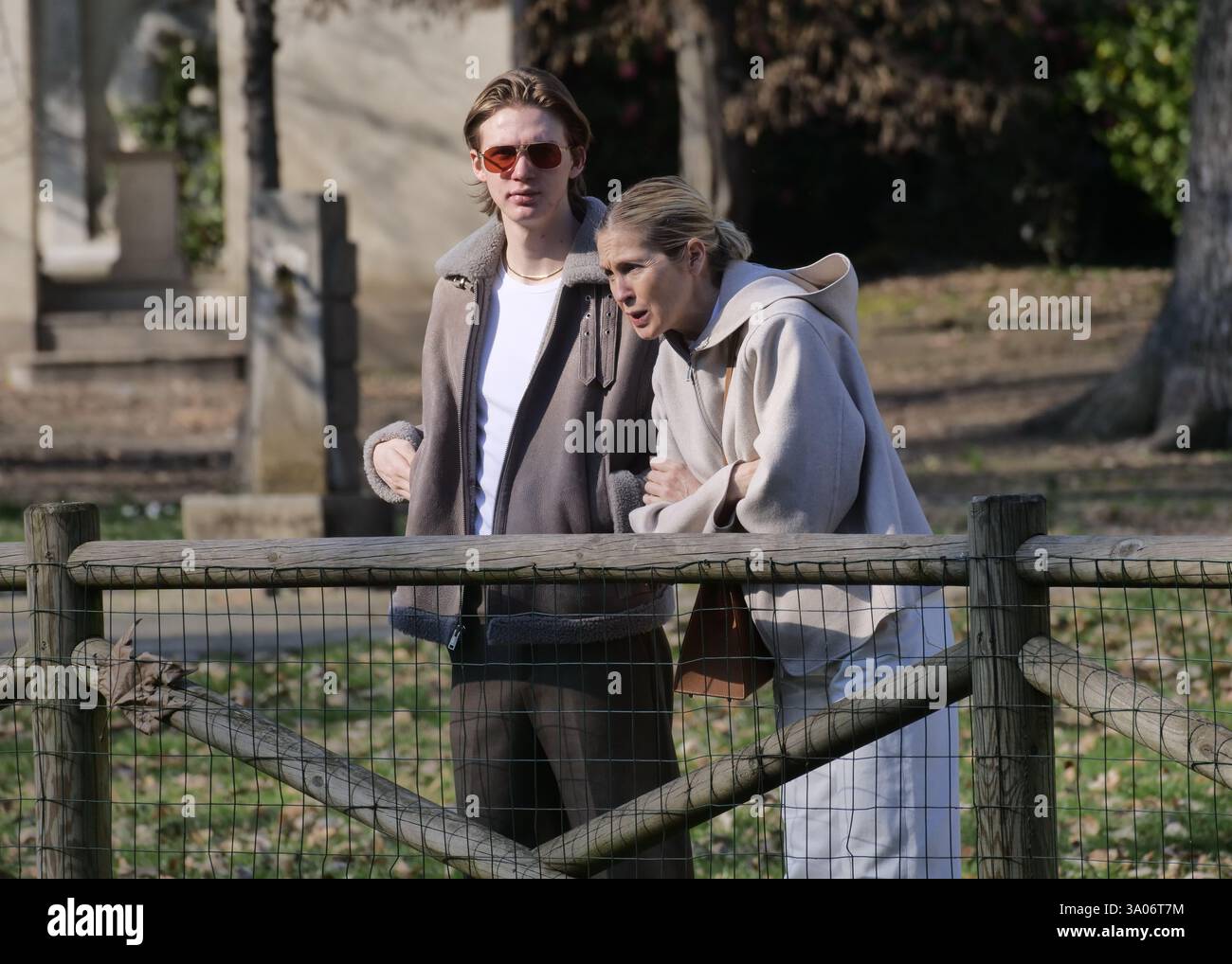 American actress Kelly Rutherford walking with her son Hermés Gustaf ...