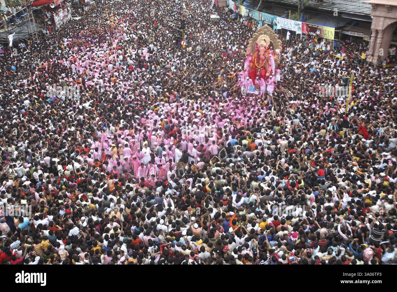 Devotees watching ganesh immersion of lalbaugcha raja in Bombay Mumbai ...