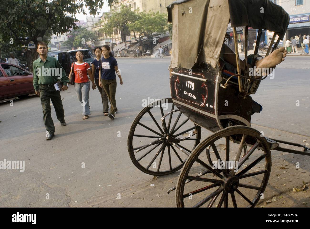 Hand Rickshaw Puller sleeping inside, Kolkata, West Bengal, India, Asia ...
