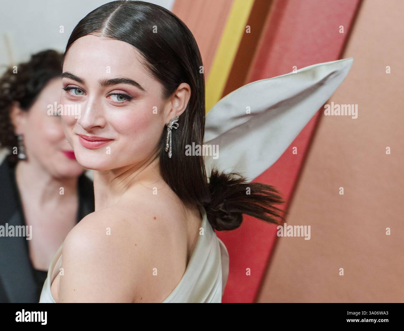 Los Angeles, USA. 02nd Mar, 2025. Raffey Cassidy walking on the red ...