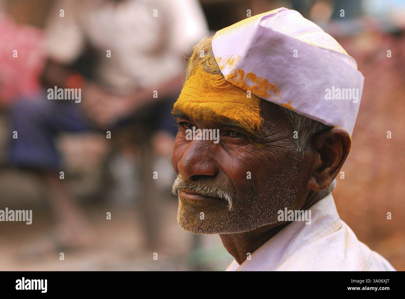Old man in Kamathipura, Bombay Mumbai, Maharashtra, India NO MR Stock ...